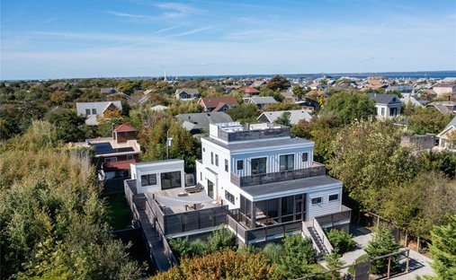 Luxe vue panoramique / panoramique maisons à vendre à Fire Island, État ...