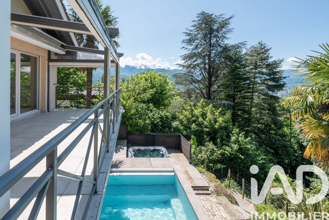 Vente Maison/Villa 7 Pièces In La Tronche, Auvergne Rhône Alpes, France ...