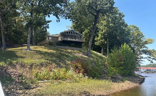 Anuncios por Landmark Realty and Auction - Camden - United States ...