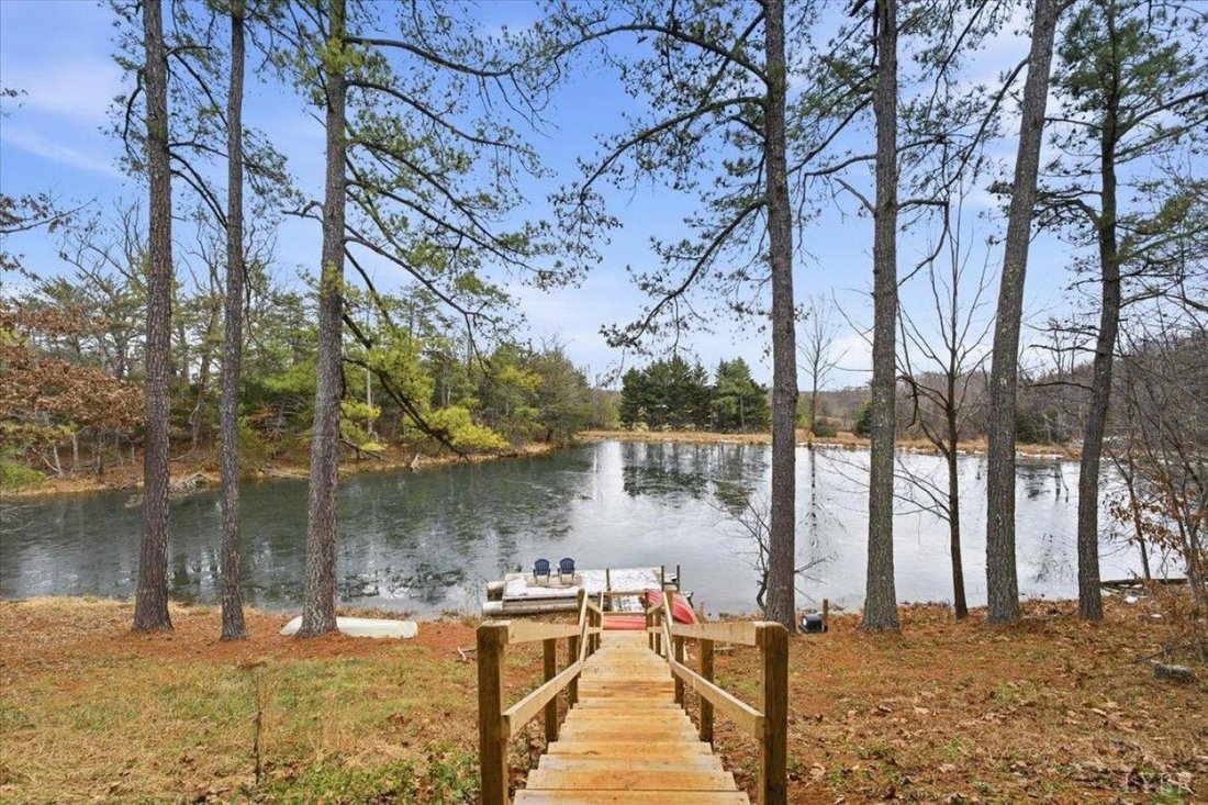 185 Wildrosenstraße In Monroe, Virginia, Vereinigte Staaten Zu ...