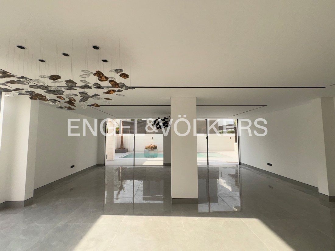 Brand New | Infinity Pool | Vacant | 5 In Dubai, Dubai, United Arab ...