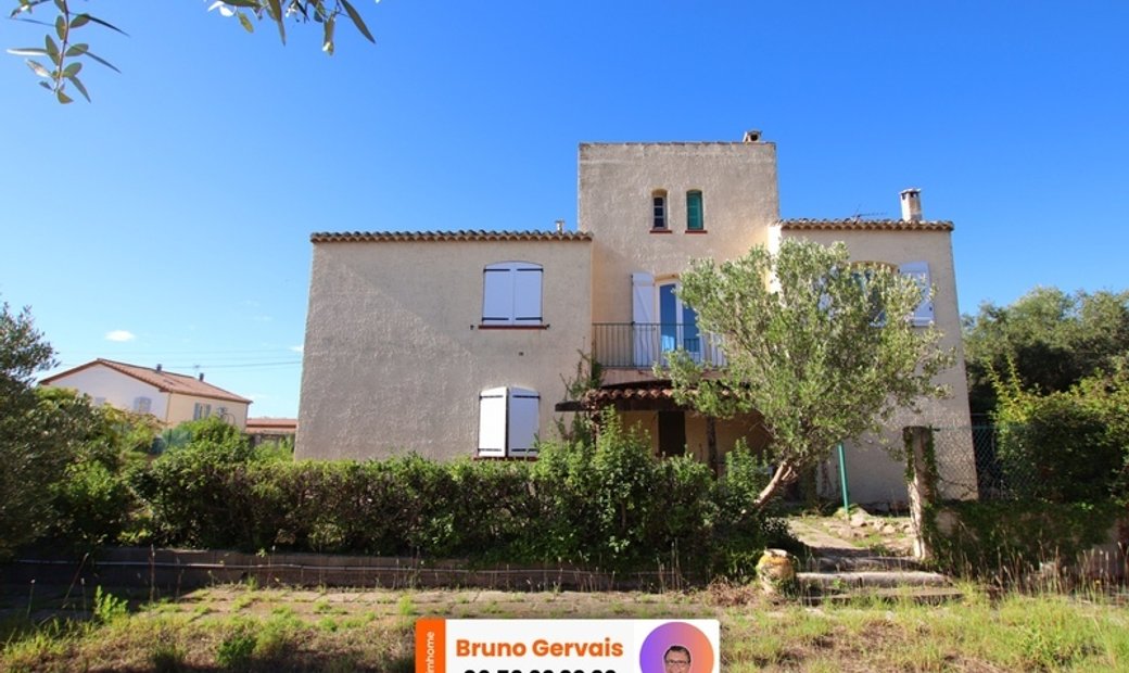 Maison De 180 M2 Sur Un Grand Terrain Propice Au Dans Mèze, Occitanie ...