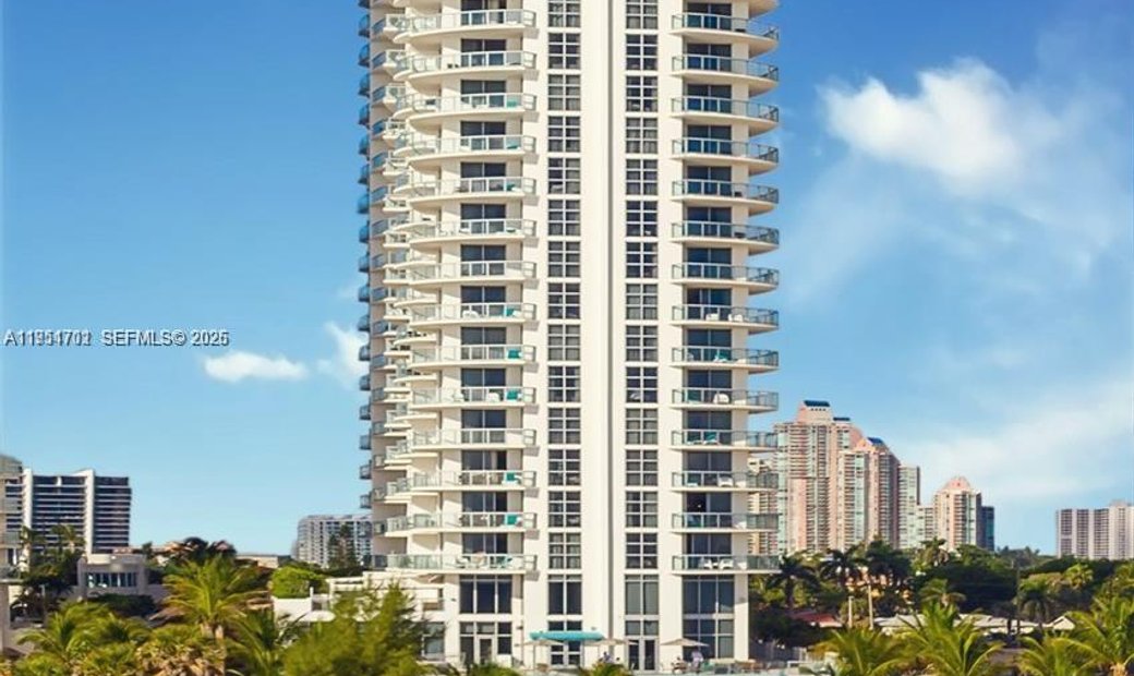 Eigentumswohnung In Sunny In Sunny Isles Beach, Florida, Vereinigte ...