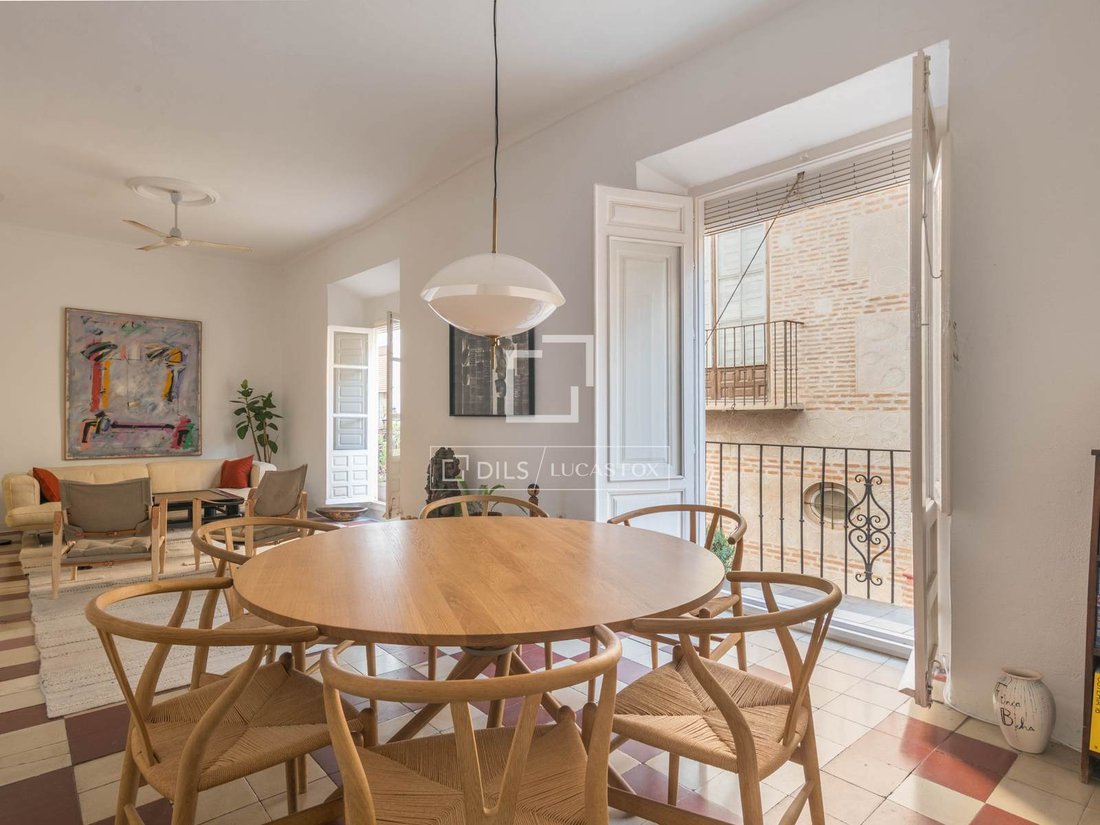 Excelente Casa/Villa De 8 Dormitorios En Venta En En Centro, Malaga ...