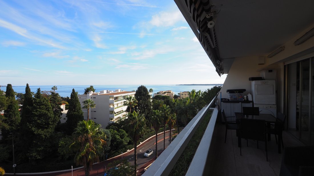 Apartment, High Floor, Sea View, In Cannes, Provence Alpes Côte D'azur ...