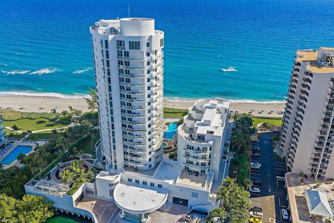 Condominium In Singer Island In Riviera Beach, Florida, United States ...