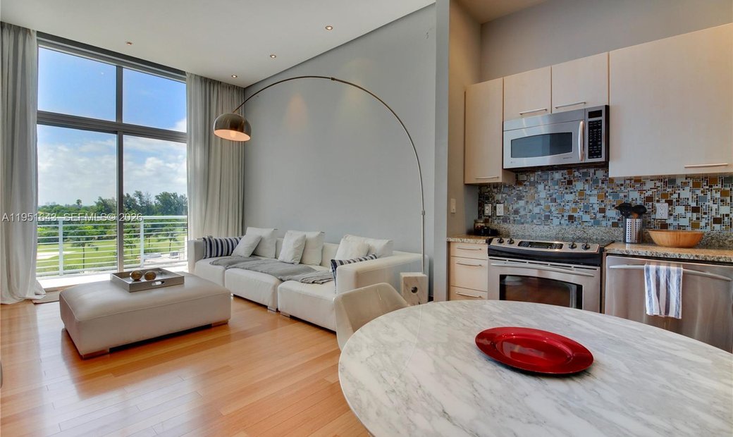 2001 Meridian Ave, Ph 21 Miami Beach, In Miami Beach, Florida, United ...