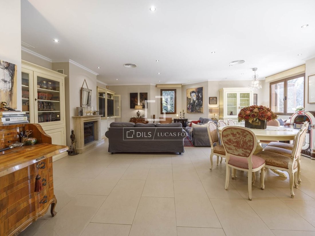 7 Bedroom House / Villa For Sale In In Betera, Valencian Community ...