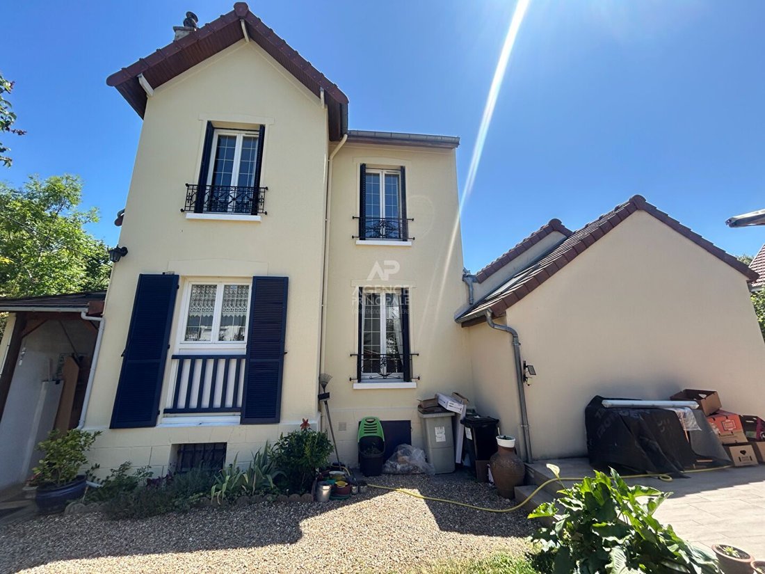 House Maisons Laffitte 7 Room(s) En Maisons Laffitte, Isla De Francia ...