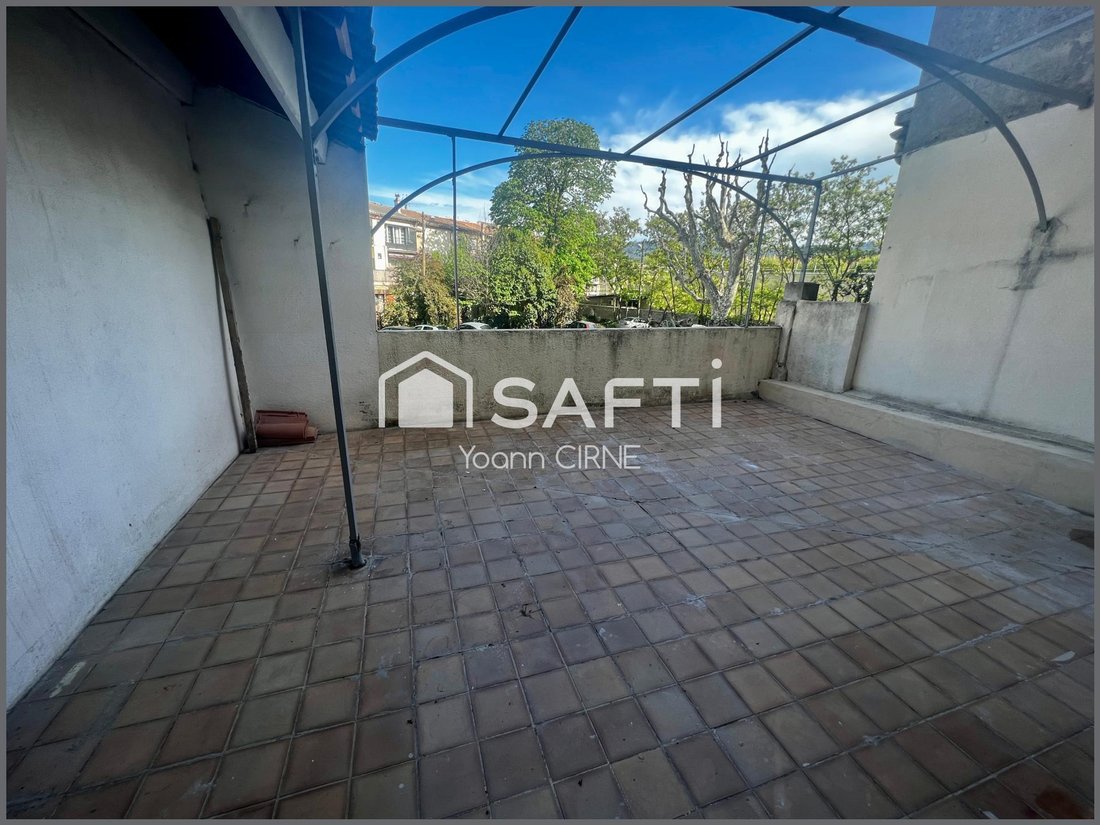 Immeuble De Location En Dans Gardanne, Provence Alpes Côte D'azur ...