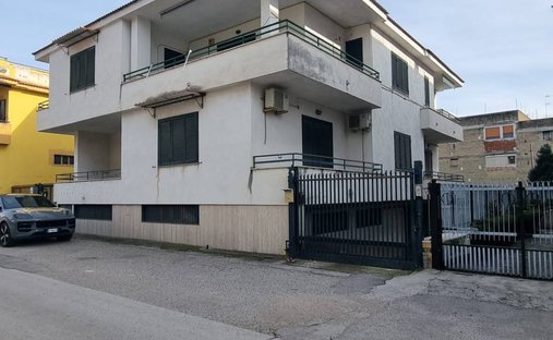 Luxury houses for sale in Marigliano, Campania, Italy | JamesEdition