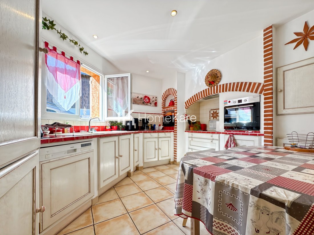 Castanet Tolosan House In Castanet Tolosan, Occitanie, France For Sale ...