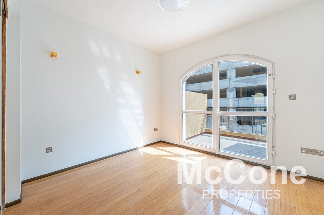 Upgraded | Huge Layout | Vacant In Dubai, دبي, United Arab Emirates For ...