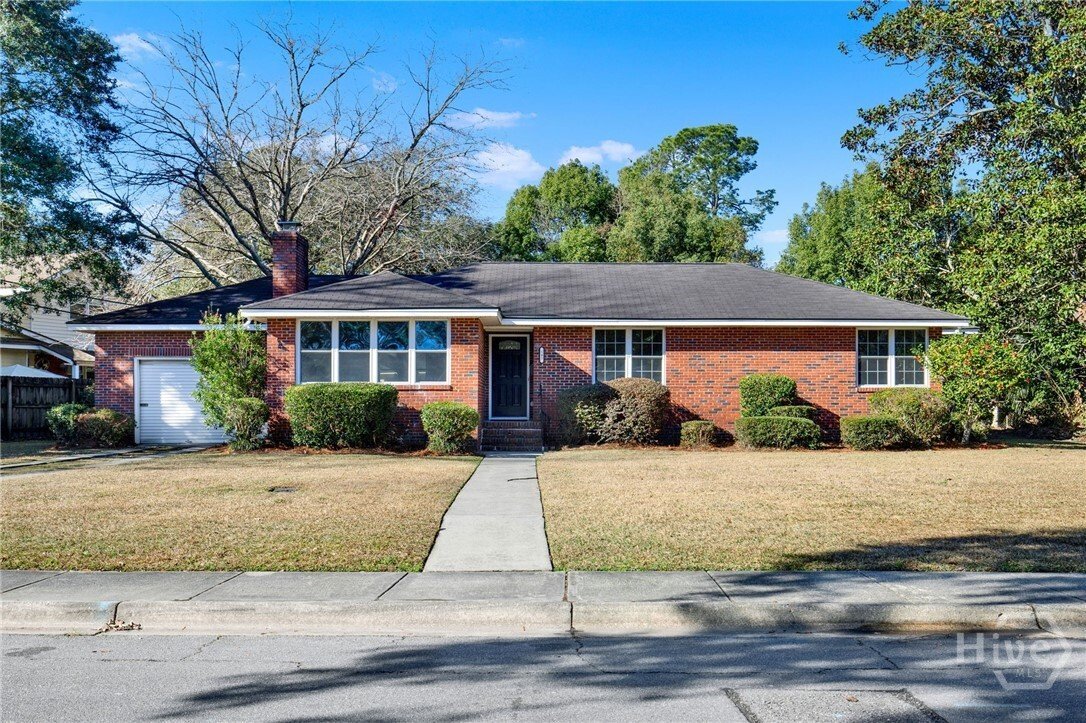 Aktualisierte 4 Br Brick Ranch Im In Savannah, Georgia, Vereinigte ...
