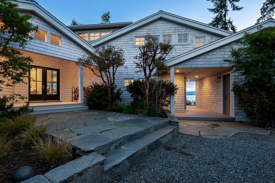 Exceptional Nanoose Bay Oceanfront Estate In Nanaimo, British Columbia ...