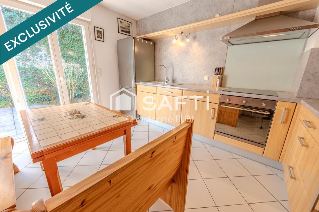 Maison 5 Pièces 104 M2 In Saint égrève, Auvergne Rhône Alpes, France ...