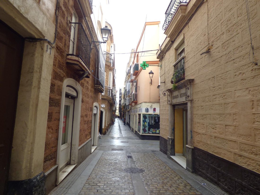 Edificio Venta Cádiz In Cadiz, Andalusia, Spain For Sale (17002691)