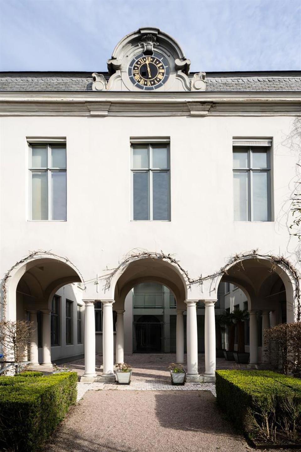 Timeless Rococo Heritage With Courtyard Garden In In Antwerp, Flanders ...