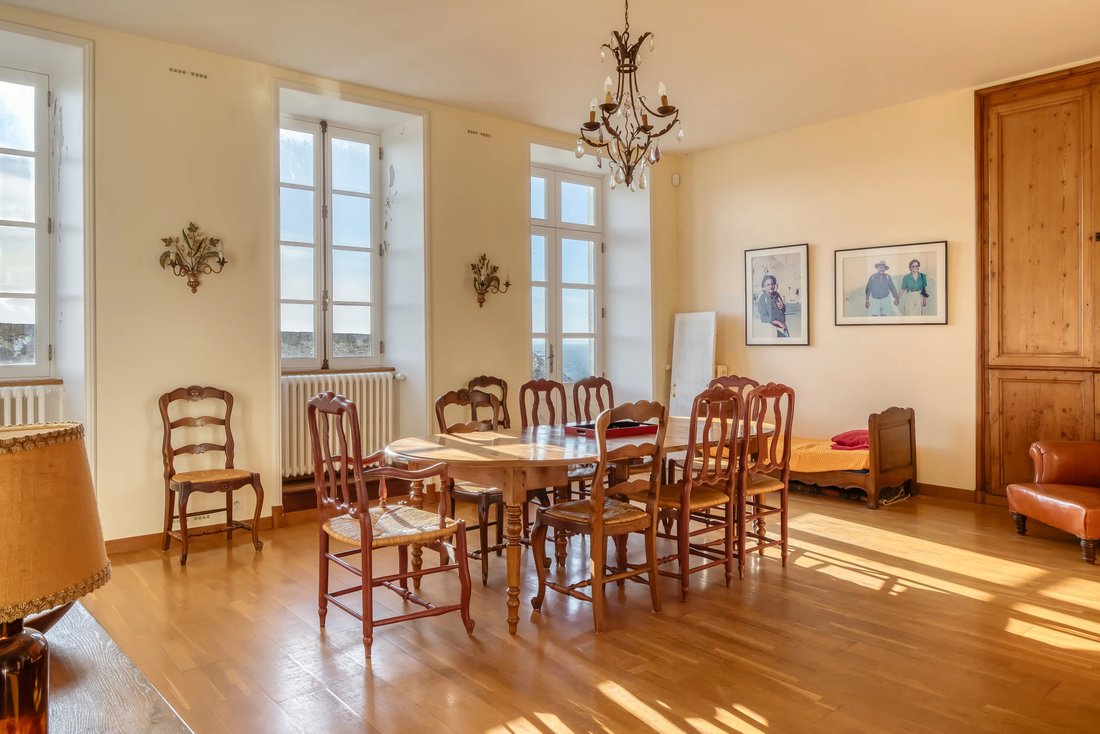 Haute Ville De Granville Hôtel Particulier Dans Granville, Normandie ...