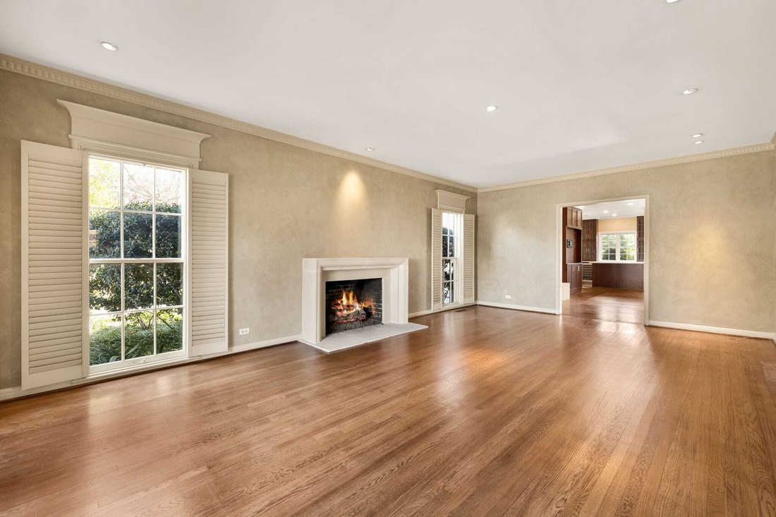 Timeless Colonial Revival Estate That Feels En Dallas, Texas, Estados ...