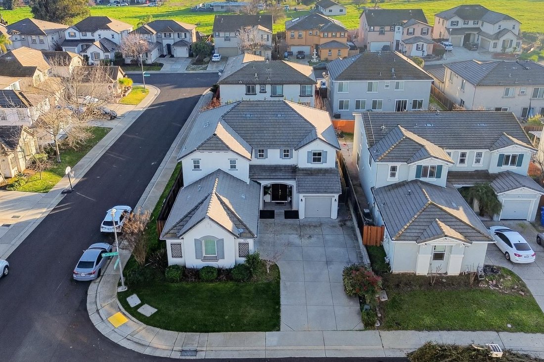 Wohnanlage Elk Grove In Elk Grove, Kalifornien, Vereinigte Staaten Zu ...