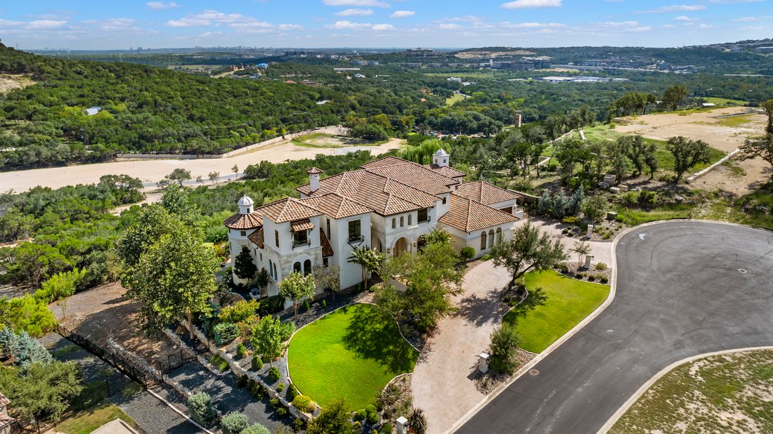 A Hilltop Masterpiece Of Modern Luxury And In San Antonio, Texas ...
