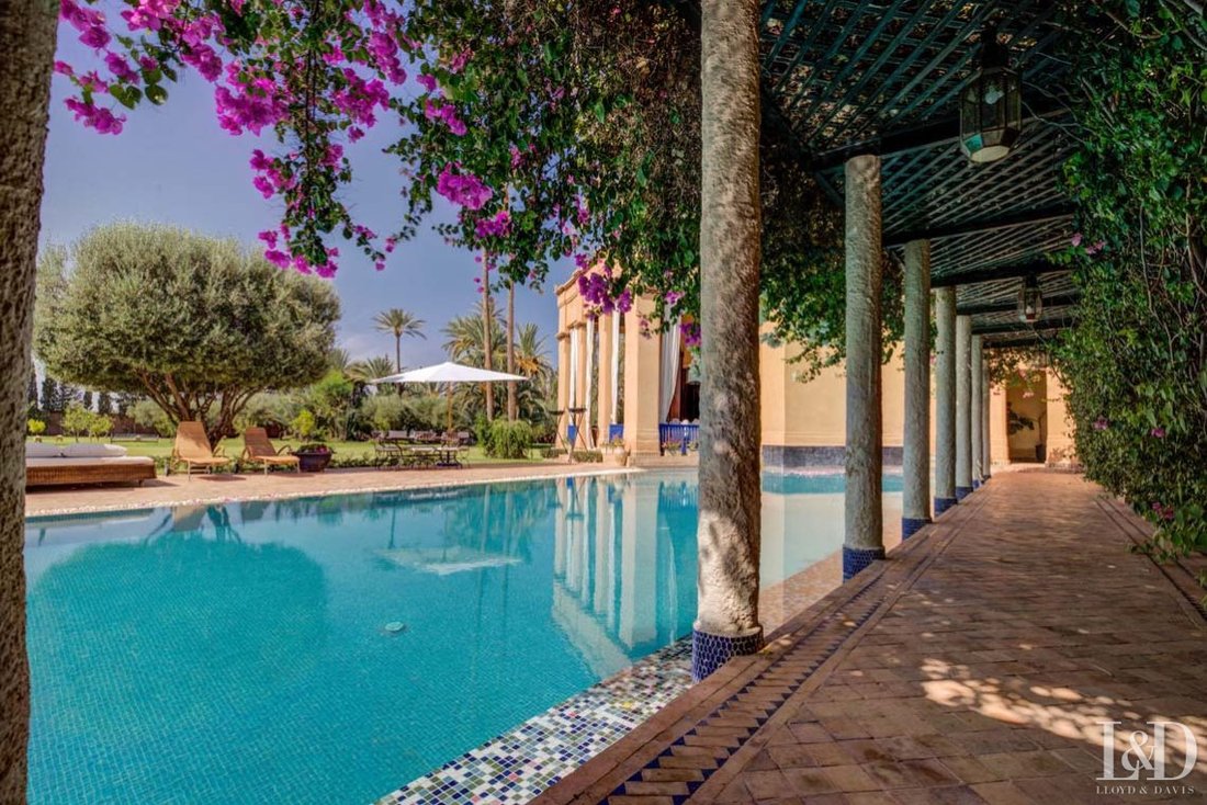 Very Beautiful Property Guest House In Operation In Marrakech, France ...