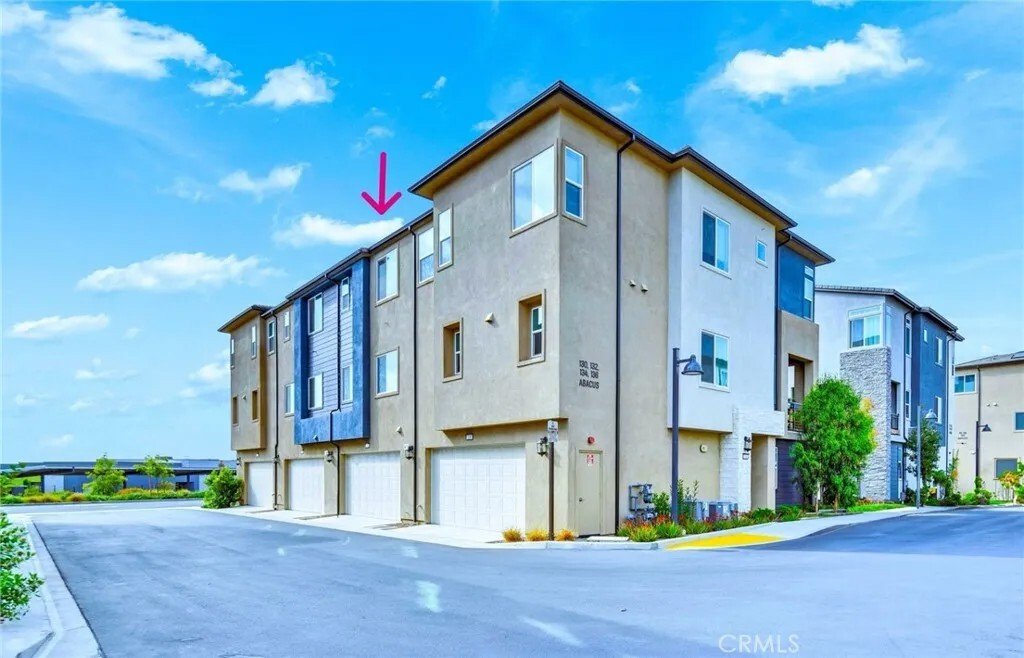 Condominium In Irvine In Irvine, California, United States For Sale ...