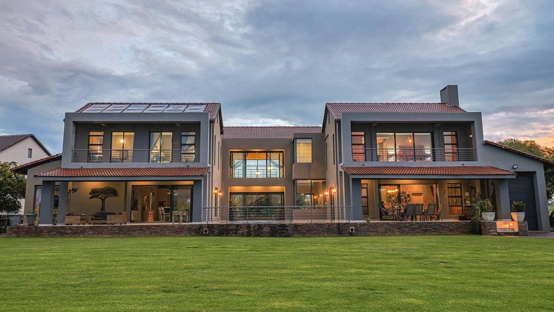 House Hartbeespoort In Hartbeespoort, North West, South Africa For Sale ...