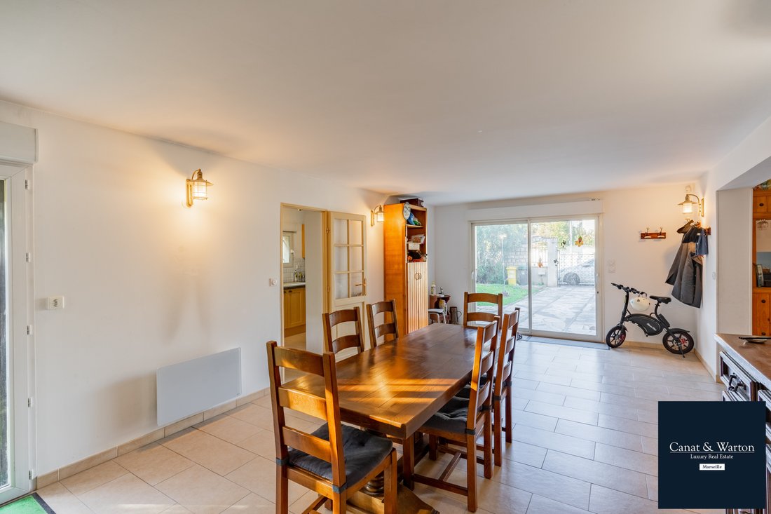 For Sale Exclusively, House Of En Marsella, Provenza Alpes Costa Azul ...