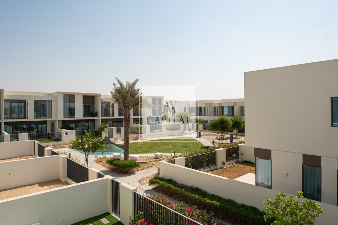 Single Row | Close To Pool | Green Belt In Dubai, Dubai, United Arab ...