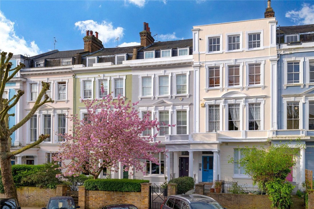 Chalcot Square, Primrose Hill, London In London, England, United ...