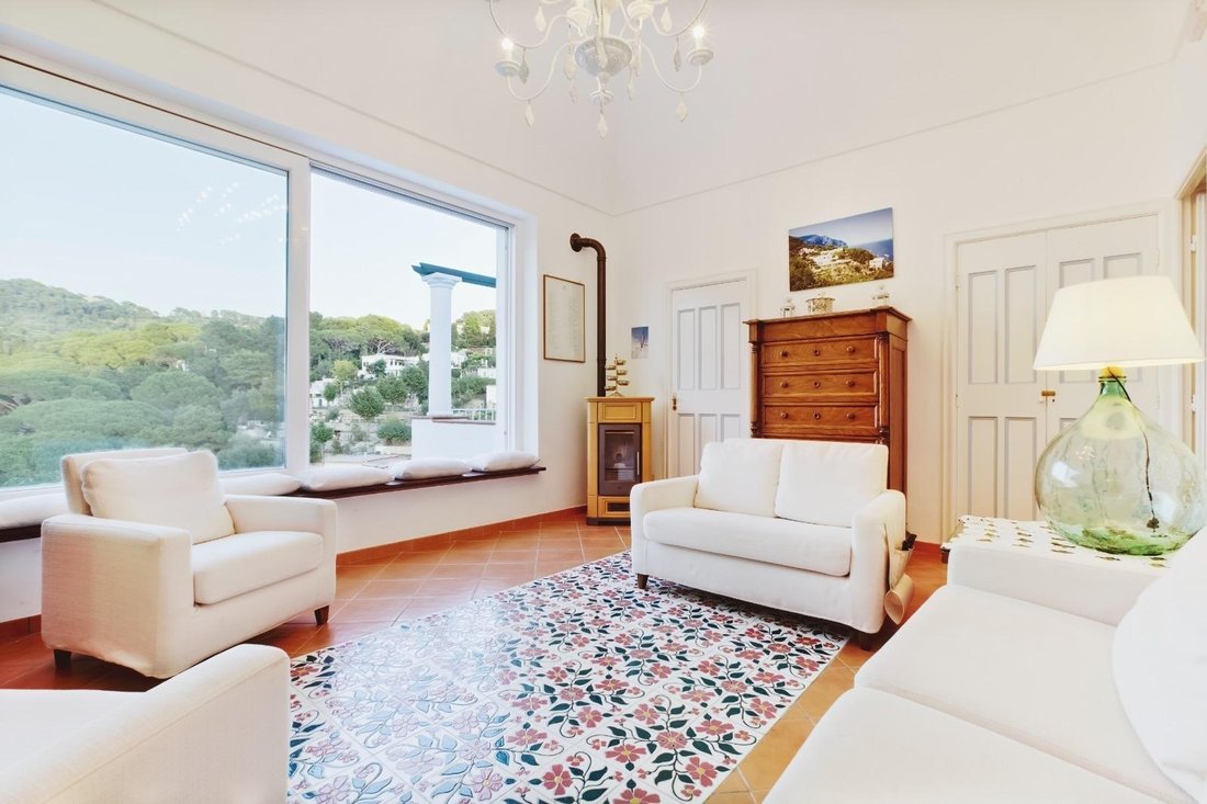Villa Carolina – Luxury Living On The Isle Of Capri In Capri, Campania ...