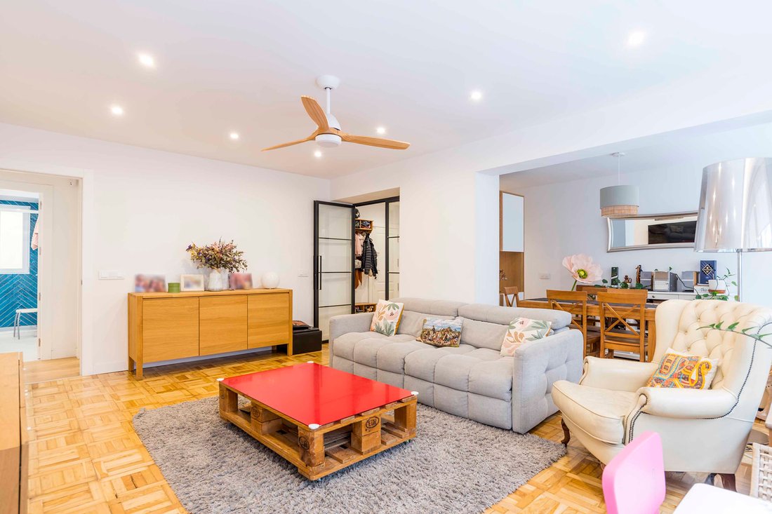 Housing In Guindalera With Terrace, Garage, And En Centro, Madrid ...