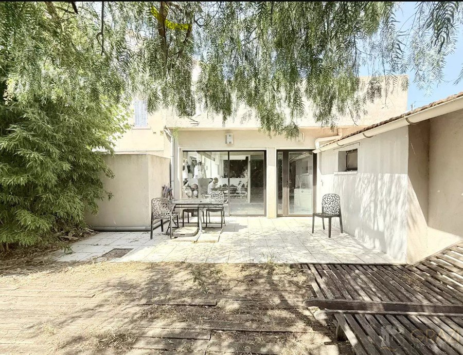 Bienvenue Dans Cette Charmante In Toulon, Provence Alpes Côte D'azur ...