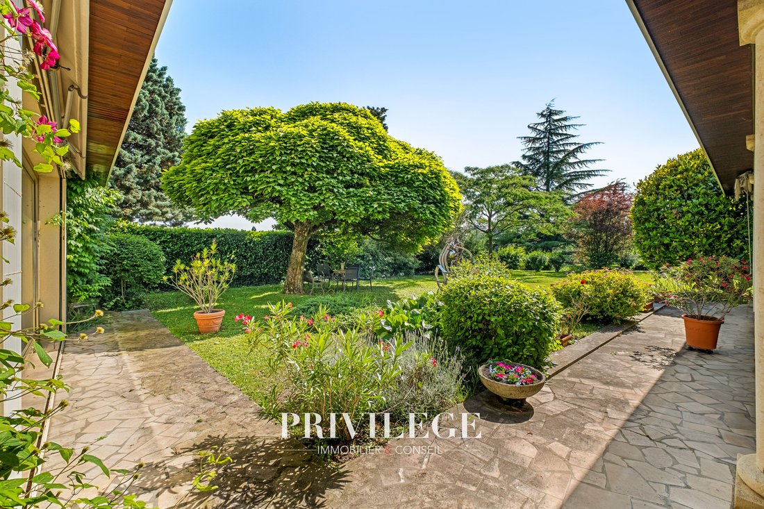 Saint Didier Au Mont In Saint Didier Au Mont D'or, Auvergne Rhône Alpes ...