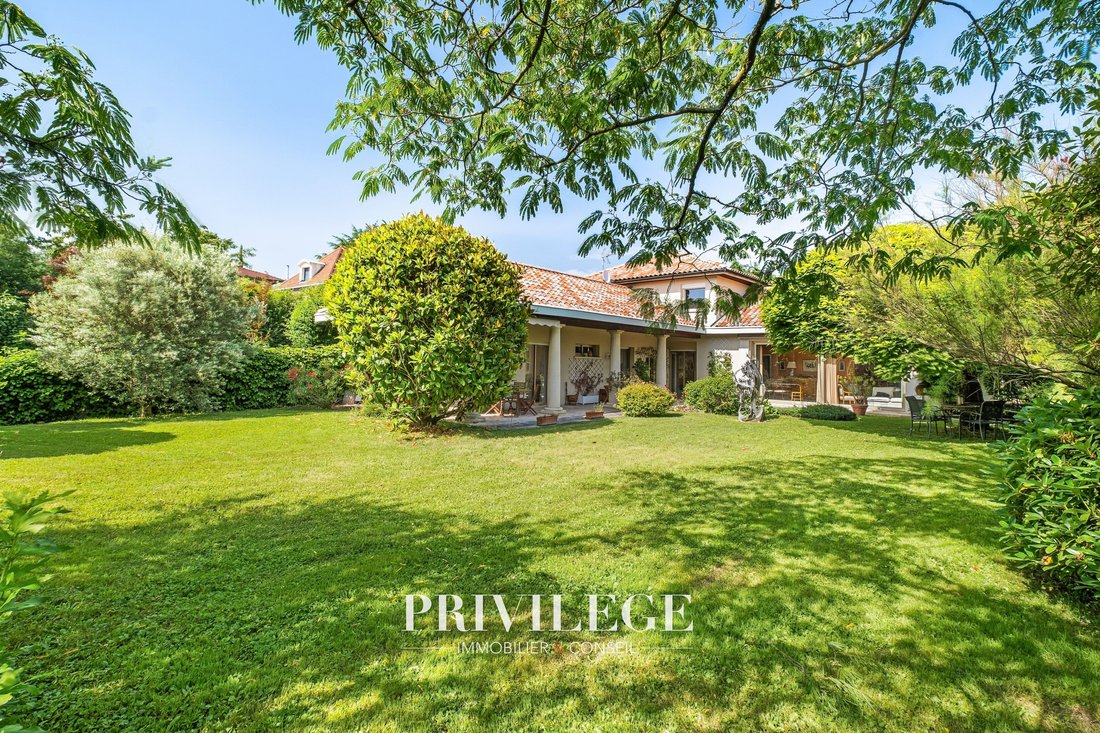 Saint Didier Au Mont In Saint Didier Au Mont D'or, Auvergne Rhône Alpes ...