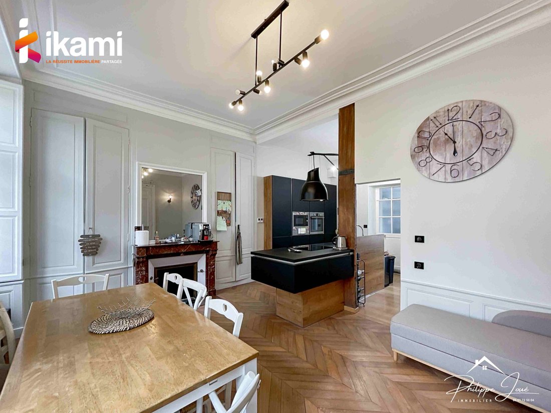 Maison 10 Pièces De 400 M2 à Sens Dans Sens, Bourgogne Franche Comté ...