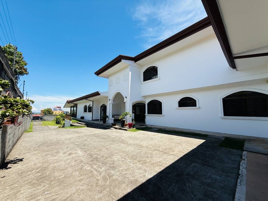 Exclusive Estate For Sale In San Miguel, Santo En Heredia, Heredia ...