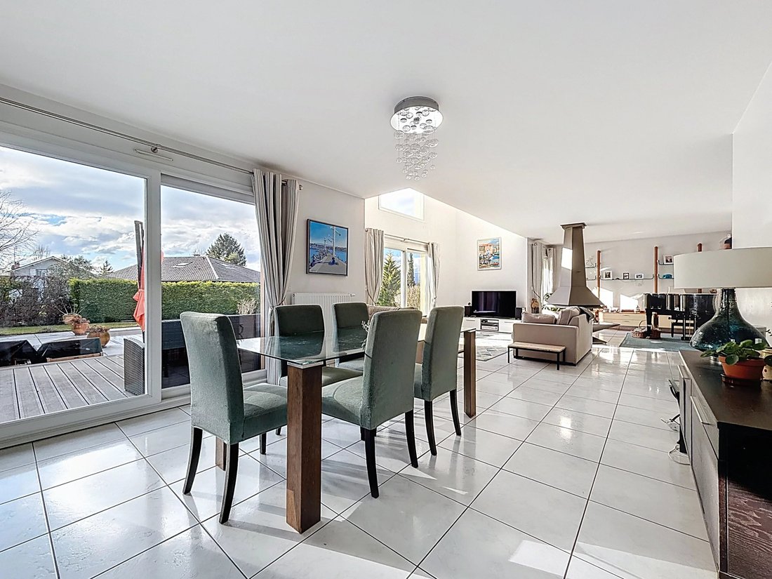 Exceptional Property With Swimming Dans Messery, Auvergne Rhône Alpes ...