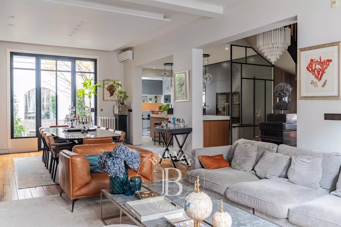 Neuilly Perronet In Neuilly Sur Seine, île De France, Frankreich Zu ...