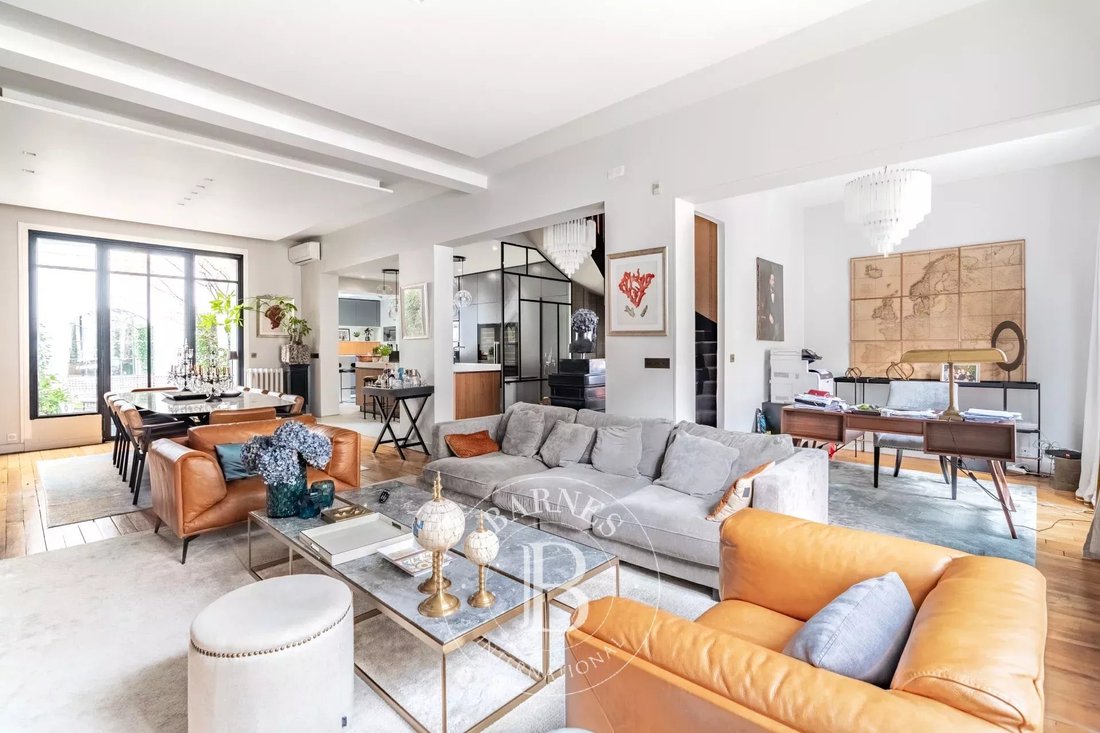 Neuilly Perronet In Neuilly Sur Seine, île De France, Frankreich Zu ...