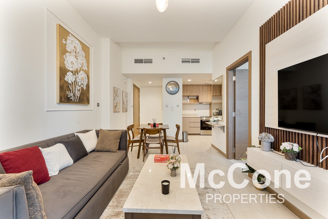 Prime Location | Furnished | Near Metro Dans Dubaï, Dubaï, émirats ...