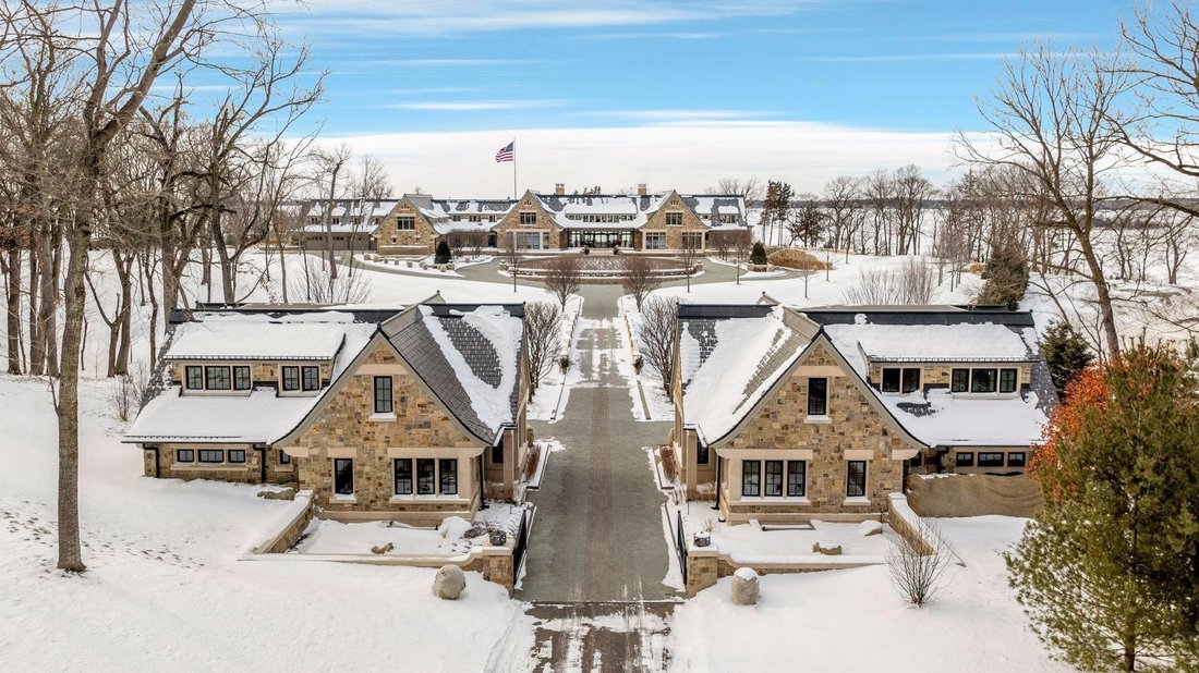 A Legacy Estate On Lake Minnetonka In Wayzata, Minnesota, United States ...