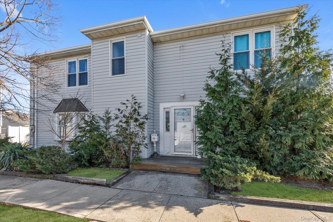 126 Williamson Street East In East Rockaway, New York, United States ...