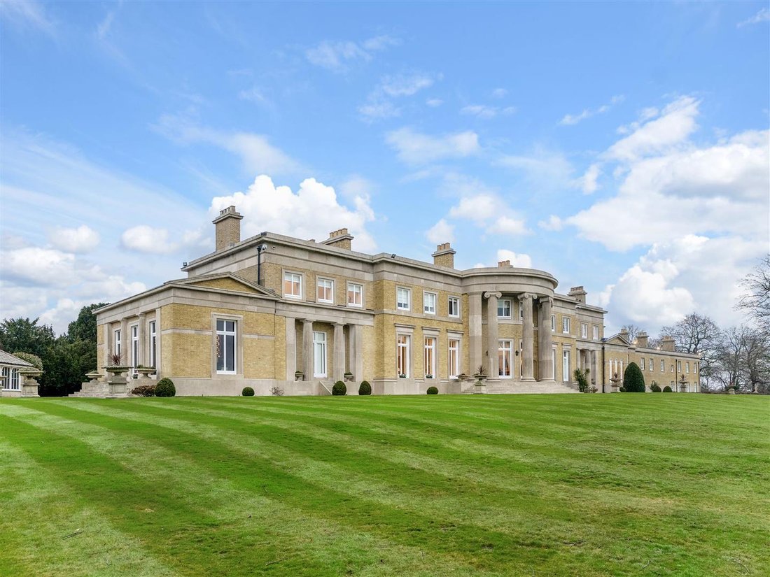 11 Bedroom House For Sale In Greater London In Keston, England, United ...