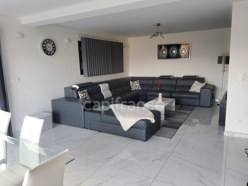 Maison à Vendre, 5 Pièces, Dans Versonnex, Auvergne Rhône Alpes, France ...