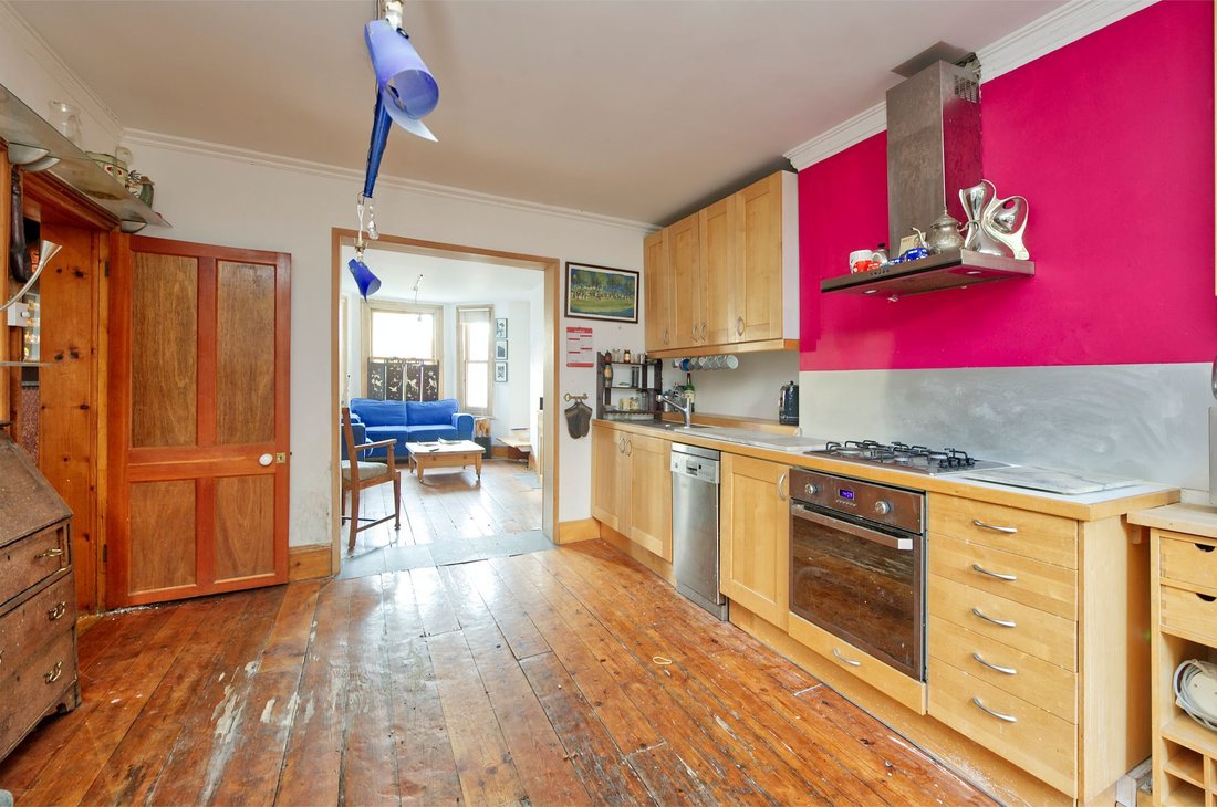 St. Charles Square En North Kensington, Inglaterra, Reino Unido En ...