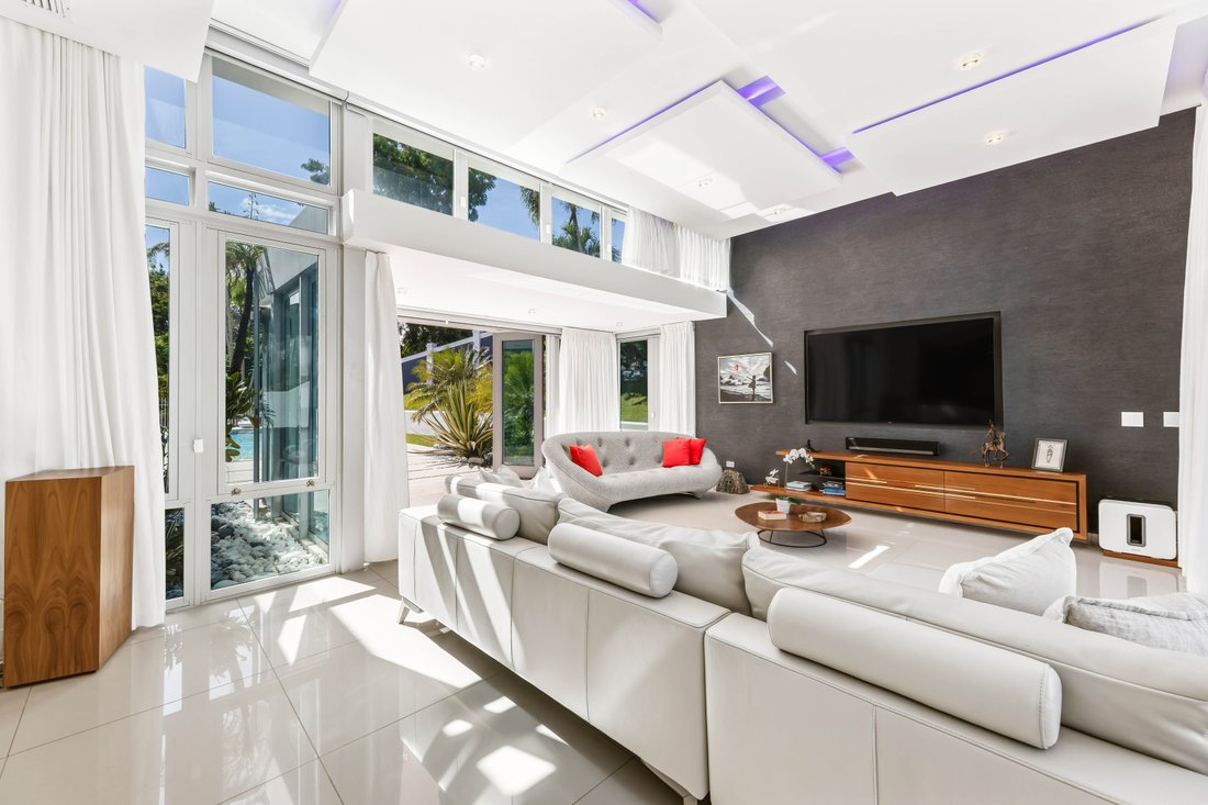 Exceptional Modern Residence At Baldwin Park In Guaynabo, Guaynabo ...