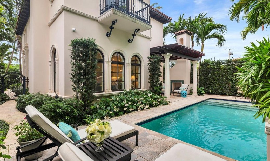 261 Seminole Avenue , Palm Beach, Fl En Palm Beach, Florida, Estados ...